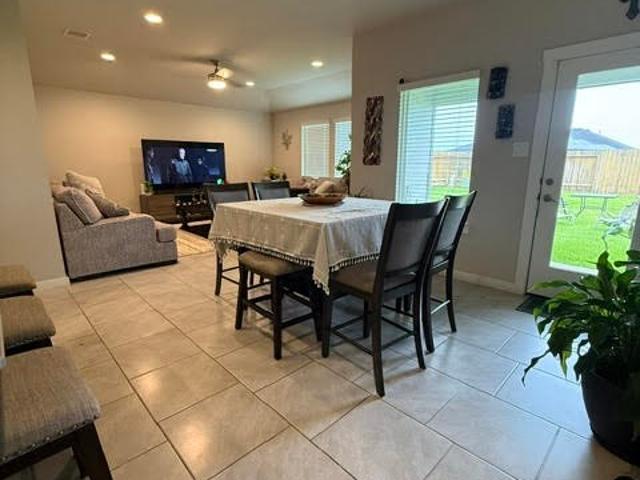 3907 Sparkman Lane