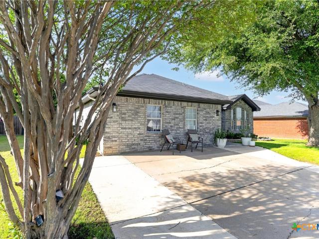 3907 Split Oak Drive