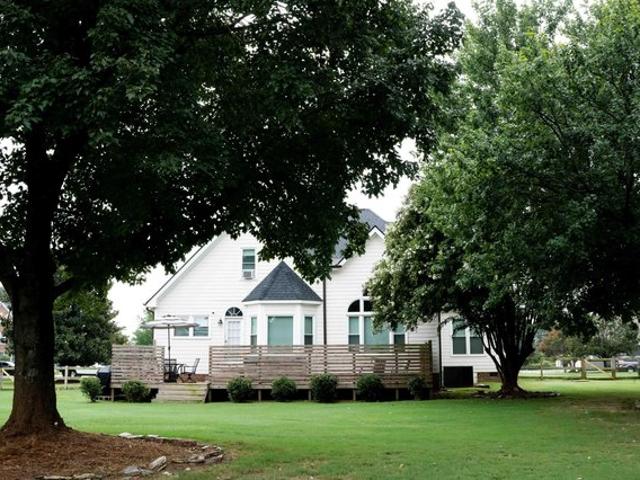 3908 Autumn Creek Dr, Fuquay Varina, NC 27526