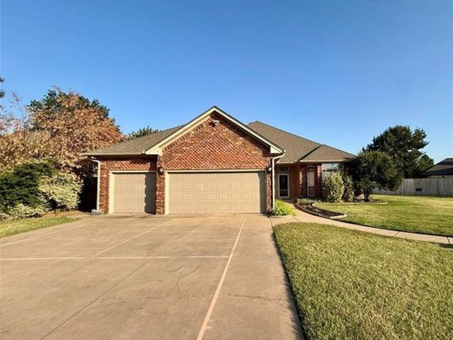 3908 Brunswick Ln, Norman, OK 73072