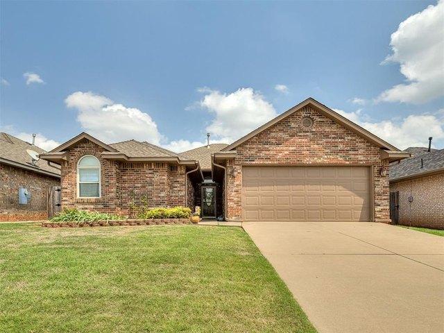 3908 Catamaran Dr, Yukon, OK 73099