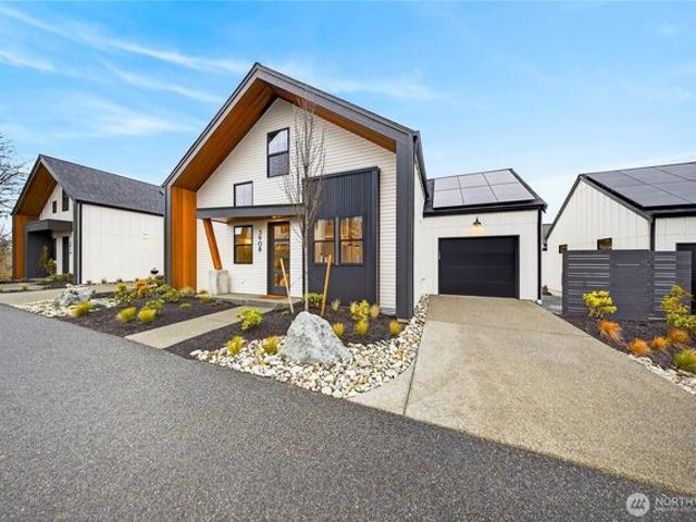 3908 Crosswinds Ct, Anacortes, WA 98221