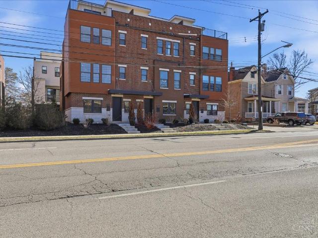 3908 Edwards Road