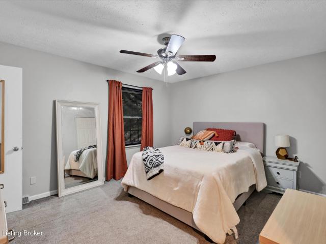 3908 Stony Brook Dr