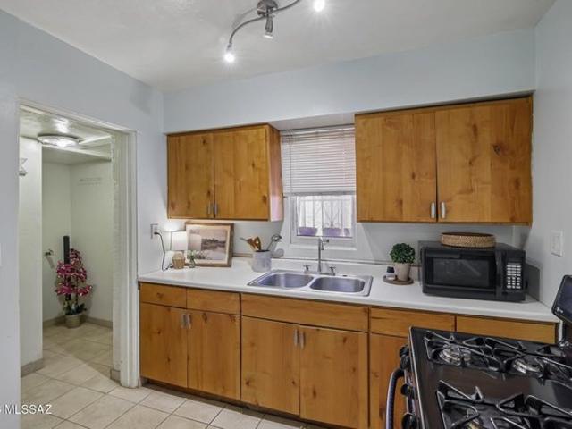 3908 S 7th Ave, Tucson, AZ 85714