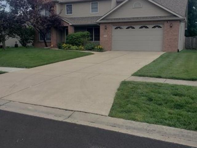 3908 Thackeray Dr, Springfield, IL 62711