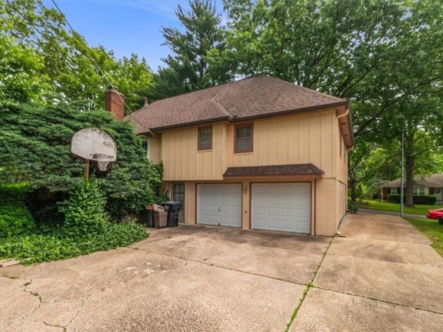 3908 Woodbury St, Independence, MO 64055 | MLS #2613
