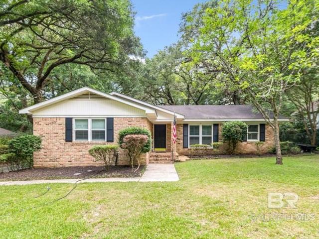 3909 Hillcrest Ln, Mobile, AL 36693
