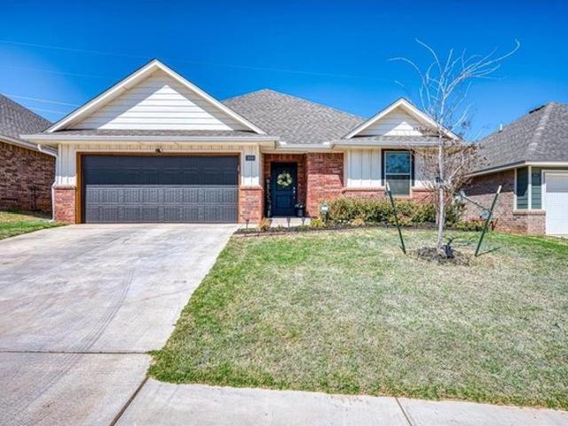 3909 Lynne Ave, Edmond, OK 73012