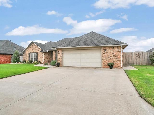 3909 Pilgrim Lane