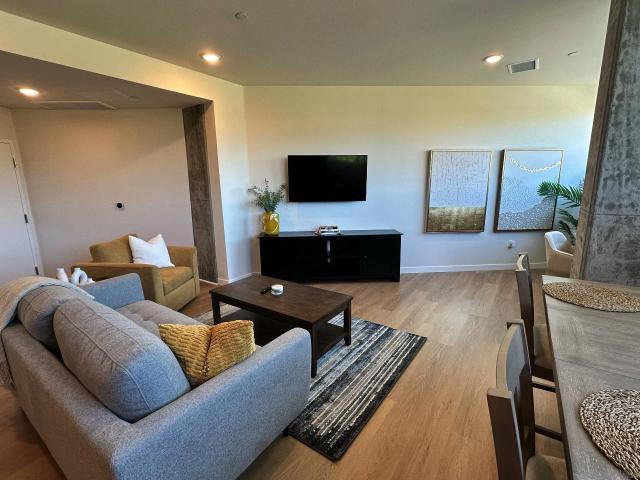 3909 Voltaire St, Unit 110, San Diego, CA 92107 | MLS #240025