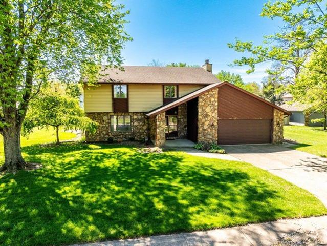 3909 W Thornburg Dr, Muncie, IN 47304
