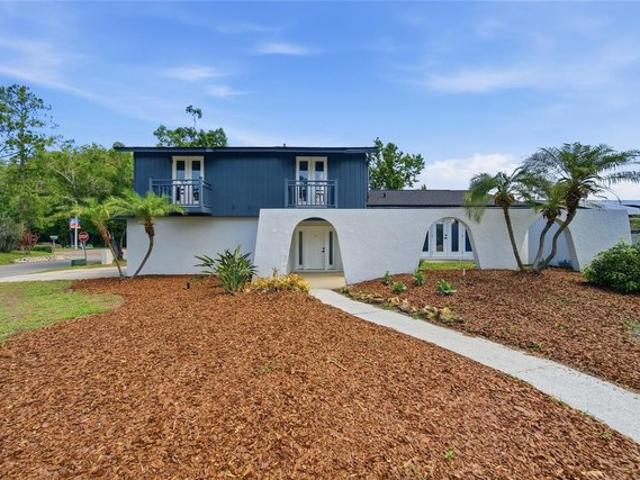 3909 Willowtree Pl, Tampa, FL 33624