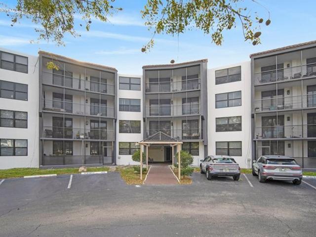 3900 N Hills Dr Apt 306, Hollywood, FL 33021