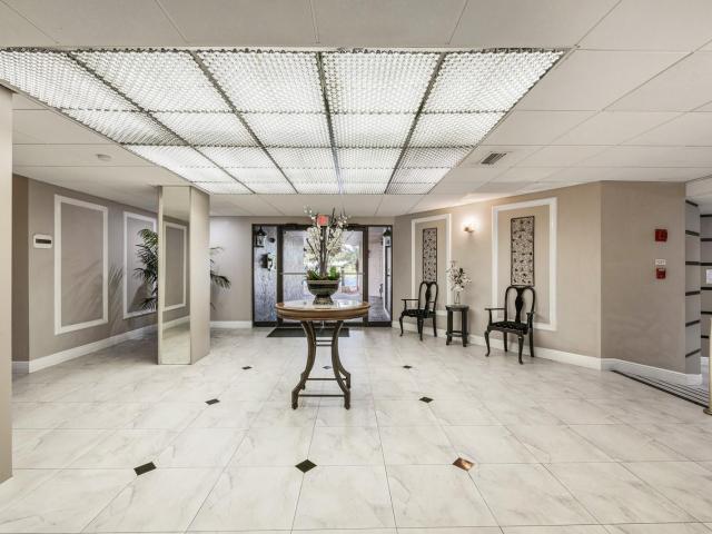 3900 N Hills Dr, Unit 409, Hollywood, FL 33021 | MLS #F10542 | Compass