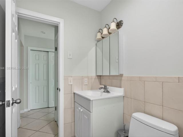 3900 NE 22nd Ave, Lighthouse Point, FL 33064 | MLS #A11992