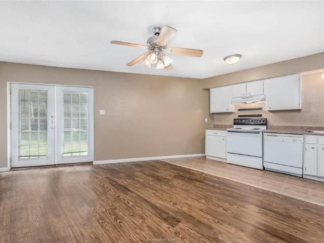 3900 Old College Rd, Unit 4, Bryan, TX 77801 | MLS #26004