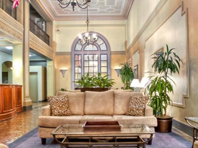 3900 Chestnut Street # 1009