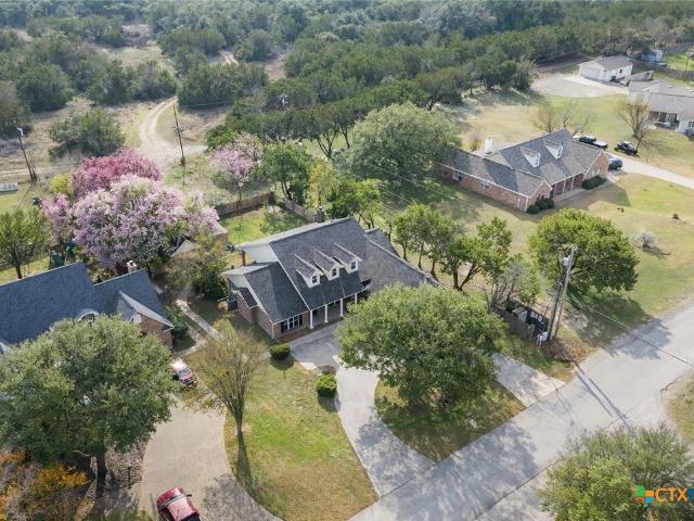 3900 Chisholm Trail
