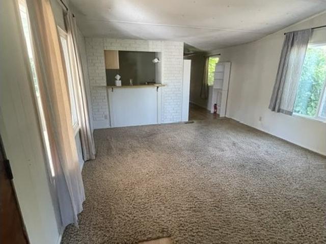 3900 coburg rd
