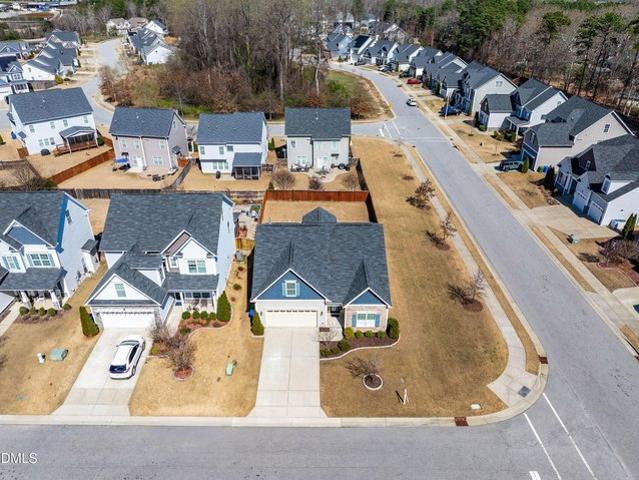 3900 Freemark Ln, Fuquay Varina, NC 27526