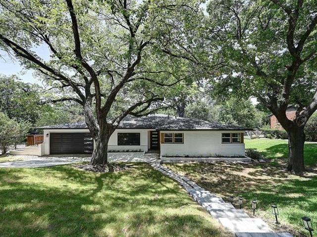 3900 Pelham Rd, Fort Worth, TX 76116