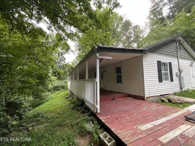 3900 Roberts Rd, Corryton, TN 37721
