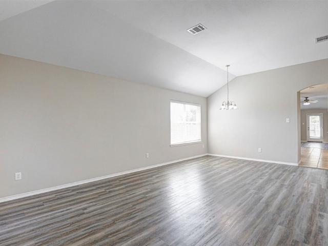 3900 Summerhill Lane