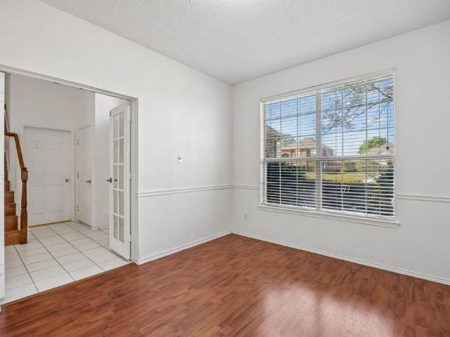 3900 Sennen Circle