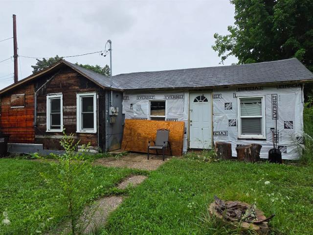 3900 W County Road M