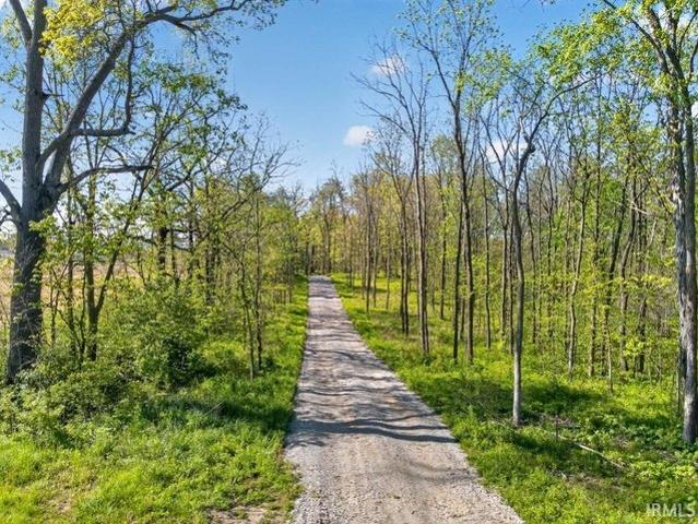 3900 W Dupont Rd, Fort Wayne, IN 46818