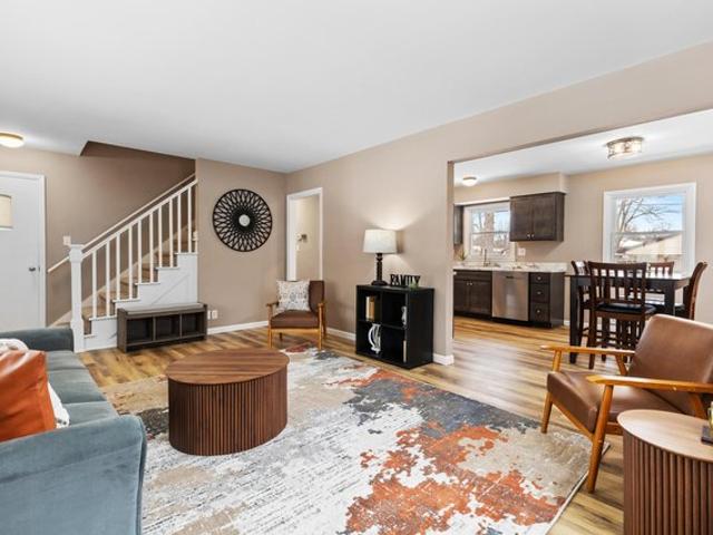 3900 W Kiley Ave, Milwaukee, WI 53209