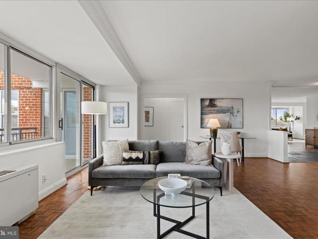 3900 Watson Pl NW A 8E, Washington, DC