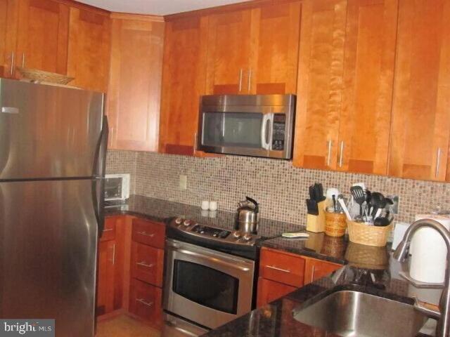 3901 Ocean Avenue # 14