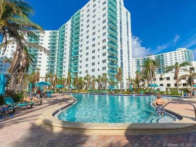 3901 Ocean Dr S #15W, Hollywood, FL 33019