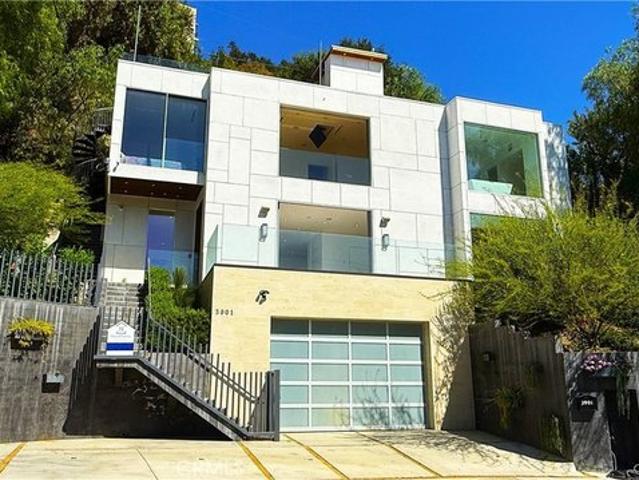3901 Avenida Del Sol, Studio City, CA 91604