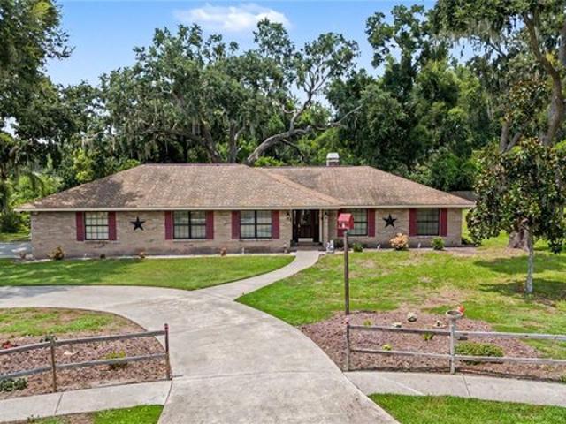 3901 Buttonwood Ct, Brandon, FL 33511