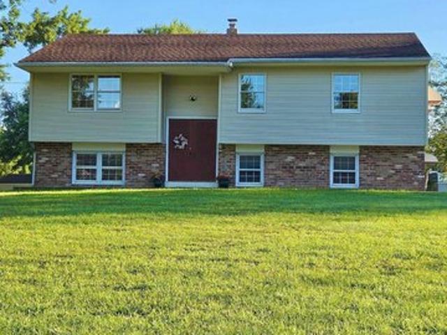 3901 Beth Dr, Collegeville, PA 19426