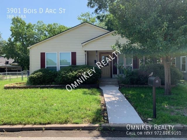 3901 Bois D Arc St, 3 beds, 1 full bath