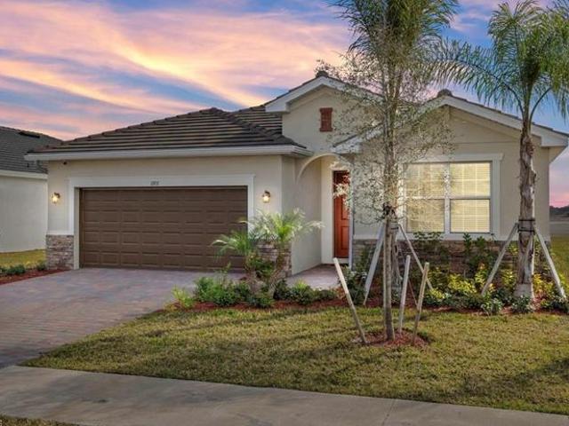 3901 E Hampton Cir, Alva, FL 33920