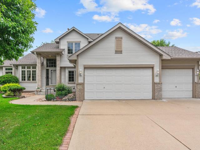 3901 Foxglove Court N