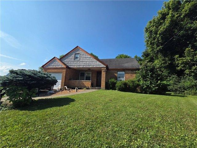 3901 Gary Ct, Green Township, OH 45248