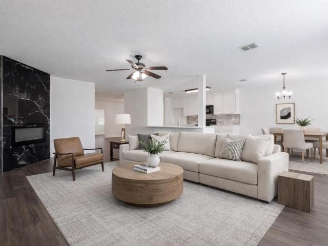 3901 Kathryn Way