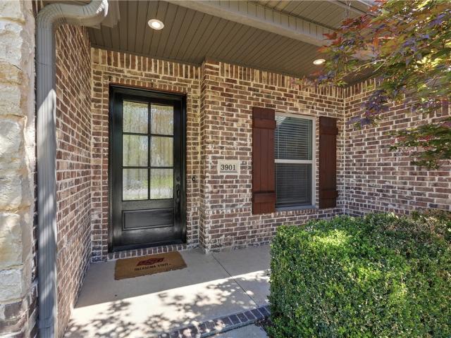 3901 Lexington Drive