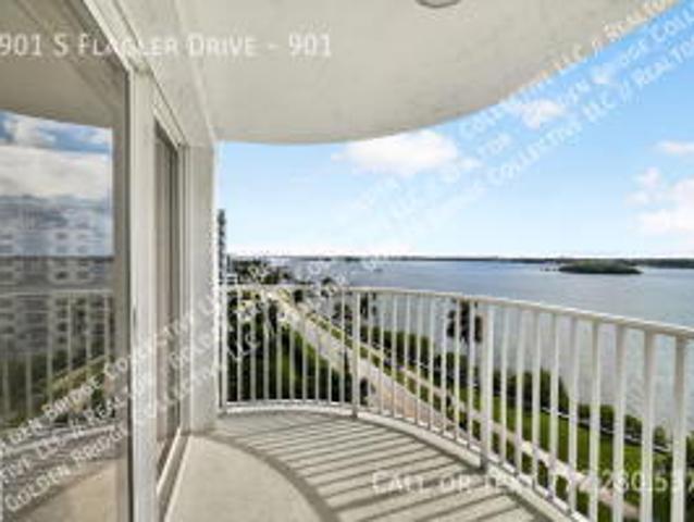 3901 S Flagler Drive, 2 beds, 2 full baths