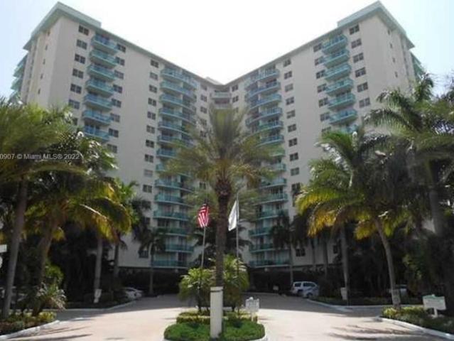 3901 S Ocean Dr #10T Hollywood, FL 33019