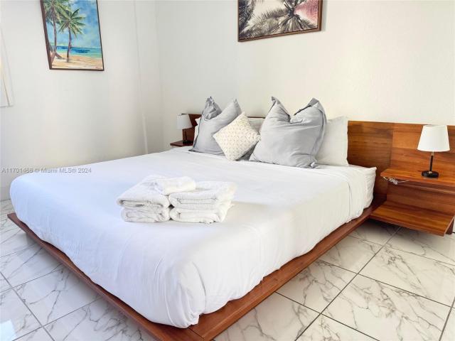 3901 S Ocean Dr, Unit 3Y, Hollywood, FL 33019 | MLS #A11701 | Compass
