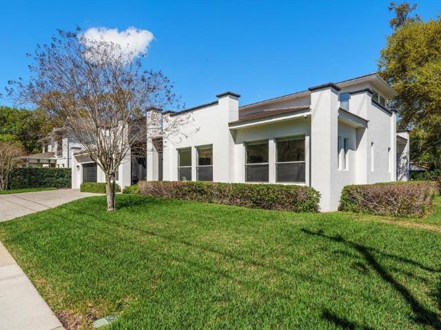 3901 W Granada St, Tampa, FL 33629 | MLS #TB8486 | Compass