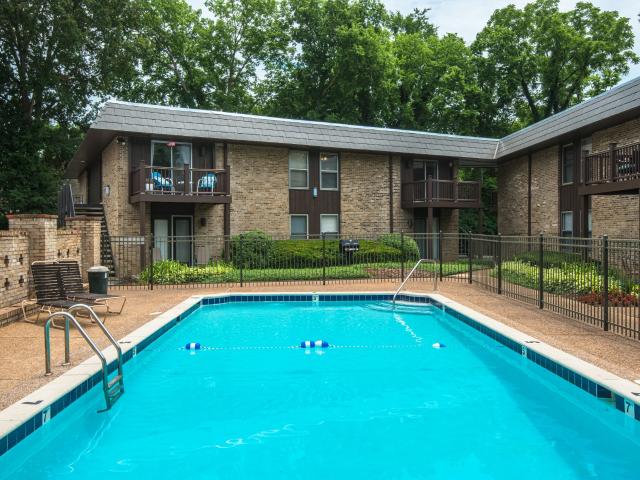 3901 Whitland Ave # 7