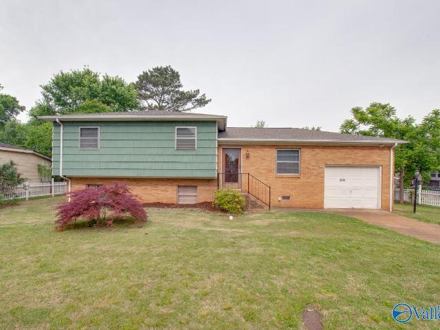 3902 Mccalley Place